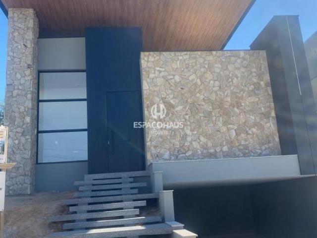 Casa a Venda no Condomínio Helvetia Park em Indaiatuba/SP
