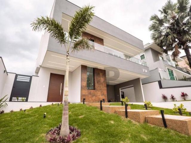 Casa à Venda no Condomínio Helvétia Park II Indaiatuba/SP