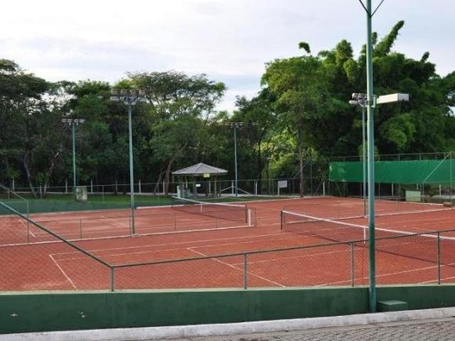 Casa à venda no Condomínio Ibiti do Paço