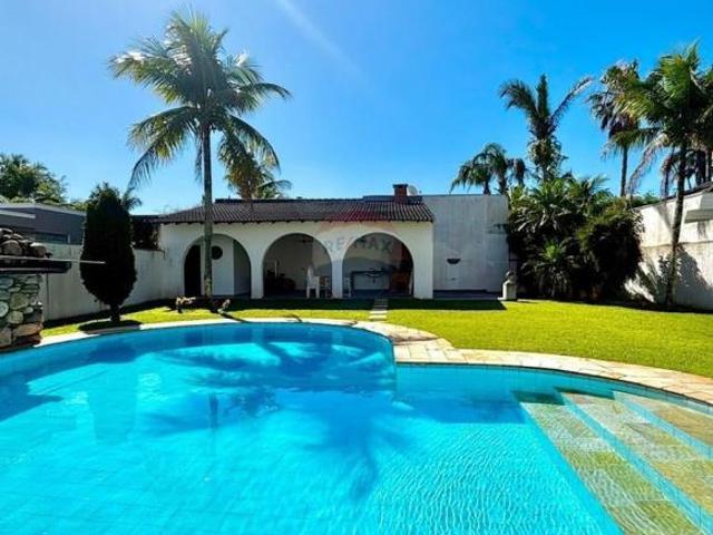 Casa à venda no Condomínio Jardim Acapulco – Guarujá SP
