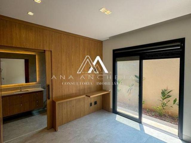 Casa à venda no Condomínio Jardim Botânico com 4 suítes