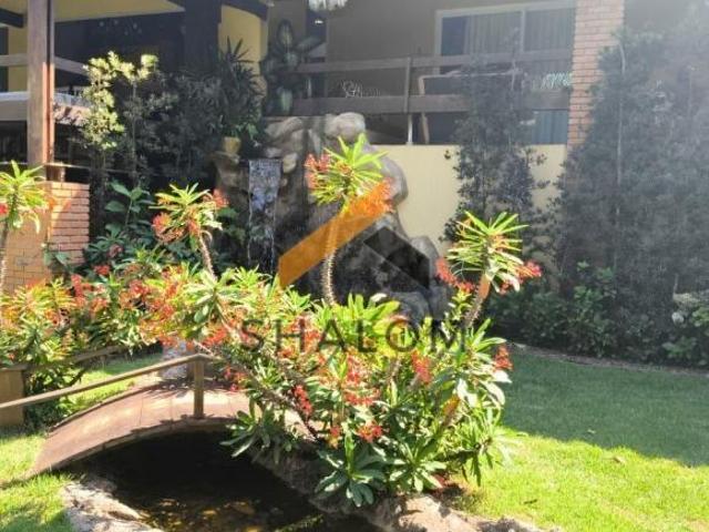 Casa à Venda no Condomínio Jardim Iolanda Conforto, Privacidade e Tranquilidade em Meio à Natureza