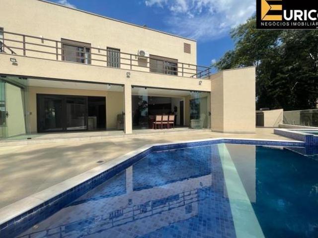 Casa à venda no Condomínio Jardim Paulista I em Vinhedo/SP