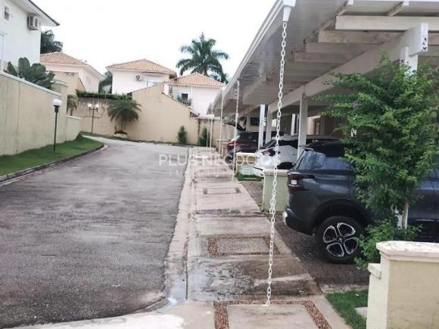 Casa à Venda no Condomínio La Residence II: 4 Dormitórios, Sendo 2 Suítes, 239m² de Área Útil, Acaba
