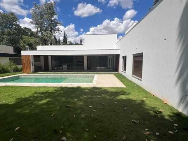 Casa à venda no Condomínio Lago Azul
