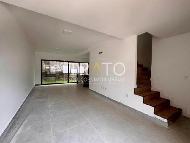 Casa à venda no Condomínio Lagoa Sky Houses com 3 quartos, sendo 3 suítes