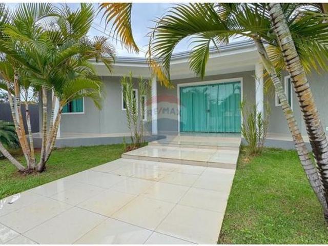 CASA À VENDA NO CONDOMÍNIO MANSÕES ENTRE LAGOS Região dos Lagos Sobradinho/DF