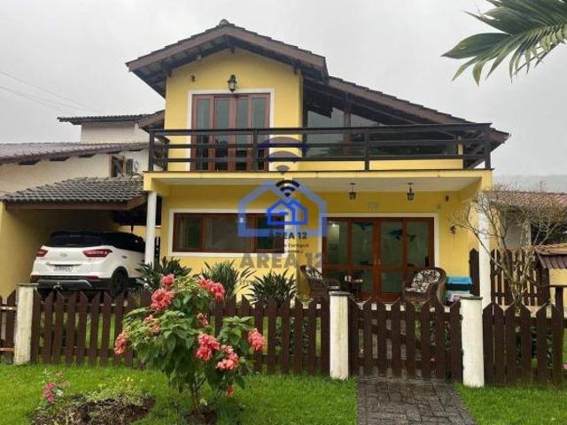 Casa à venda no condomínio Mar Verde em Caraguatatuba