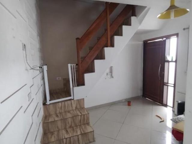 Casa à Venda no Condomínio Maracanã Santo André