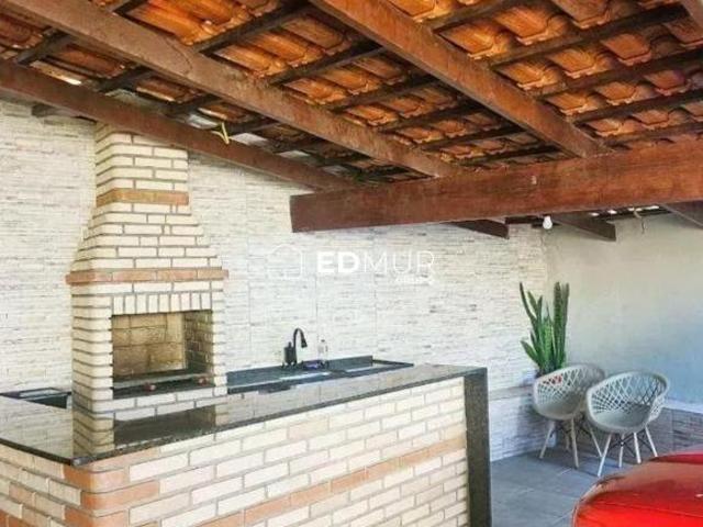 Casa à venda no Condomínio Maracanã