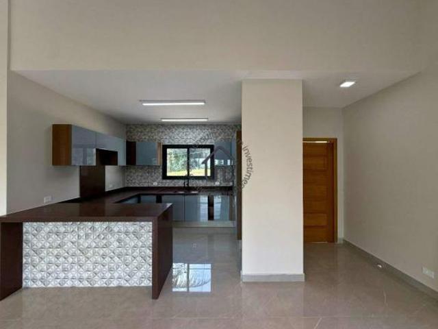 Casa à venda no condomínio Marambaia em Vinhedo