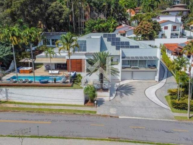 Casa à venda no Condomínio Marambaia em Vinhedo SP