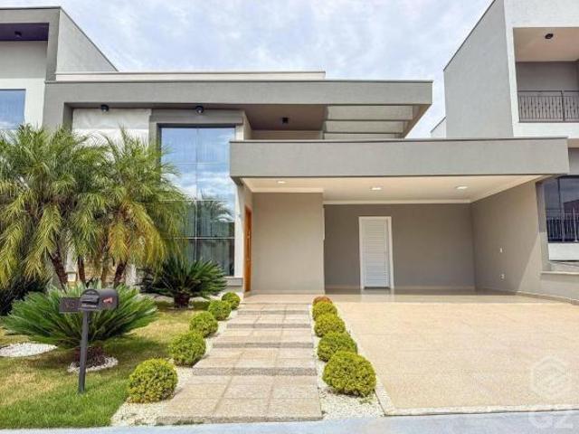 Casa à Venda no Condomínio Maria Dulce com 03 Suítes e Escritório Indaiatuba/SP