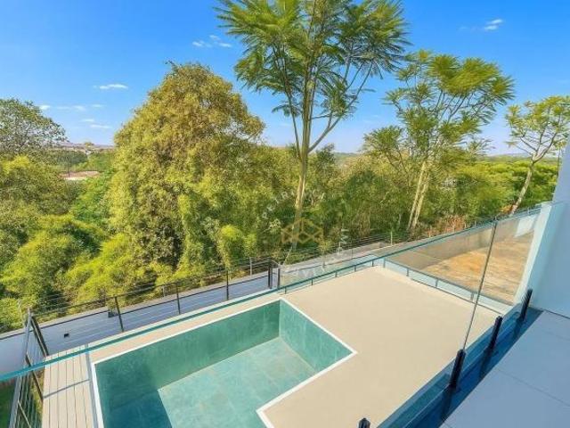 CASA Á VENDA NO CONDOMINIO MIRANTES DOS IPES