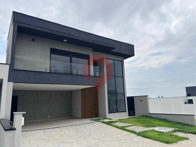 Casa a venda no Condomínio Mont&apos Alcino em Valinhos