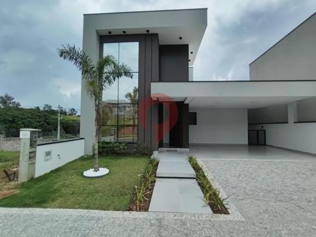Casa à venda no Condomínio Mont&apos Alcino em Valinhos