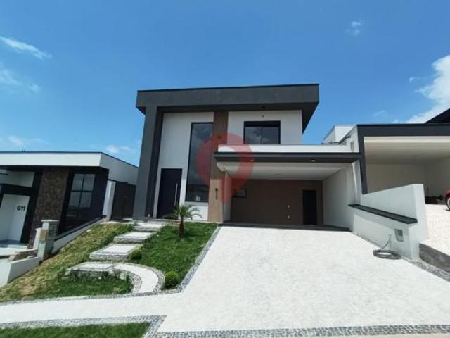 Casa à venda No Condomínio Mont&apos Alcino em Valinhos