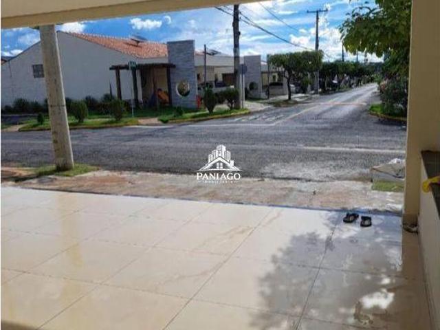 CASA À VENDA NO CONDOMÍNIO MÔNACO
