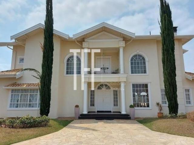 Casa à venda no Condomínio Moinho de Vento em Valinhos/SP