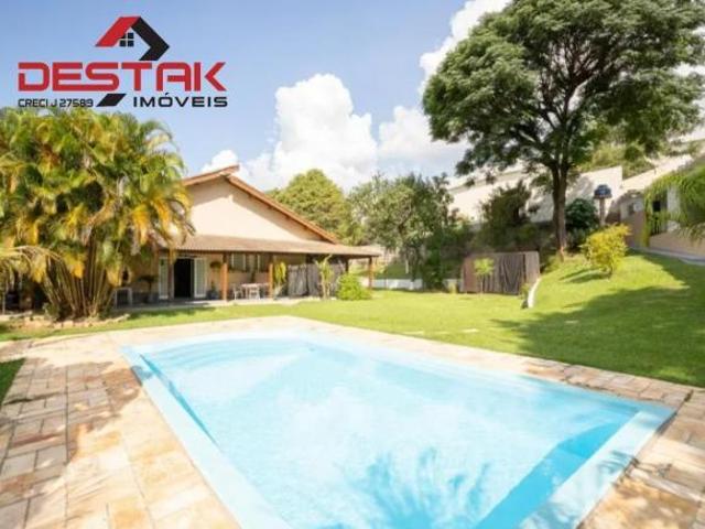 Casa a venda no Condomínio Morada Mediterrânea em Jundiaí/SP. Analisa se permuta
