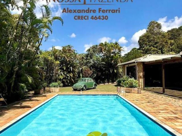 Casa à venda no Condomínio Nossa Fazenda em Esmeraldas