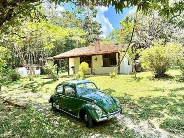 Casa à venda no Condomínio Nossa Fazenda em Esmeraldas MG
