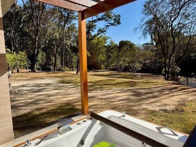Casa à venda no Condomínio Nossa Fazenda em Esmeraldas MG