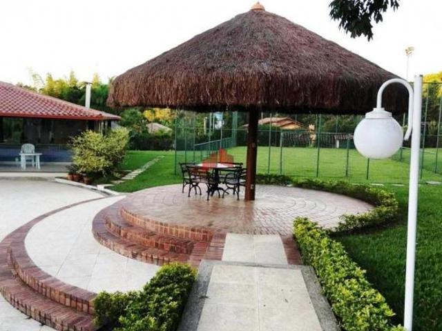 Casa à venda no Condomínio Nossa Fazenda