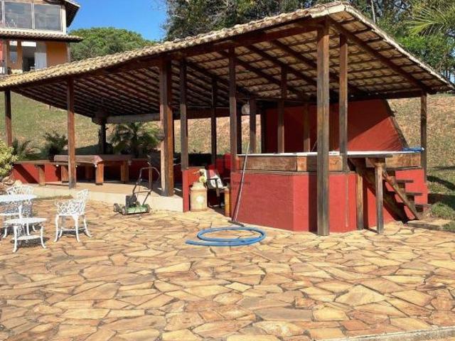 Casa à venda no Condomínio Nossa Fazenda