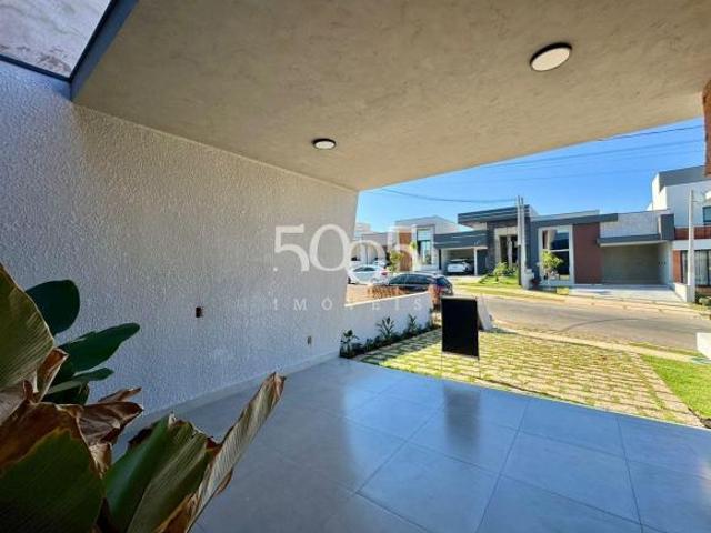 Casa à venda no Condomínio Park Gran Reserve com 142m² e 3 quartos