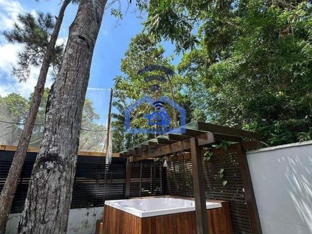 Casa à venda no condomínio Park Imperial no bairro do Massaguaçu em Caraguatatuba, SP