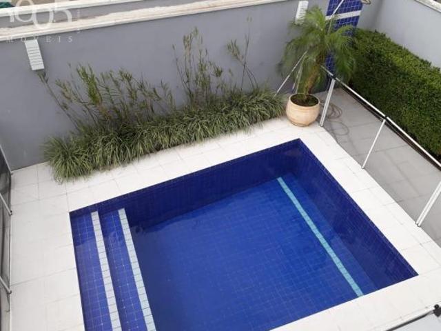 Casa à venda no Condomínio Parque do Varvito com 250m² de construção e 290m² de área total