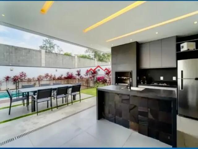 Casa à venda no Condomínio Parque das Camélias Jundiaí SP