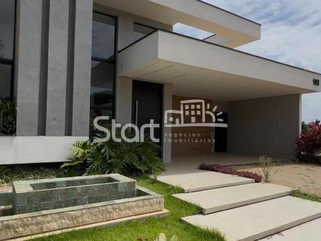 Casa à venda no Condomínio Parque Fortaleza I – Nova Odessa