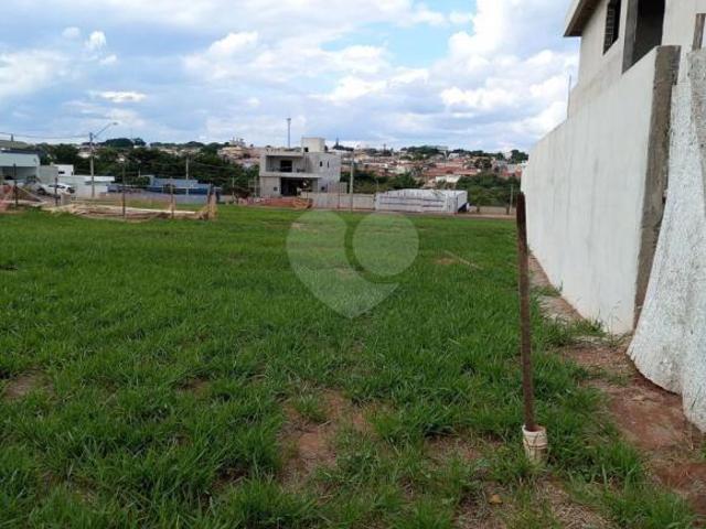 Casa à venda no condomínio Parque Faber IV, São Carlos