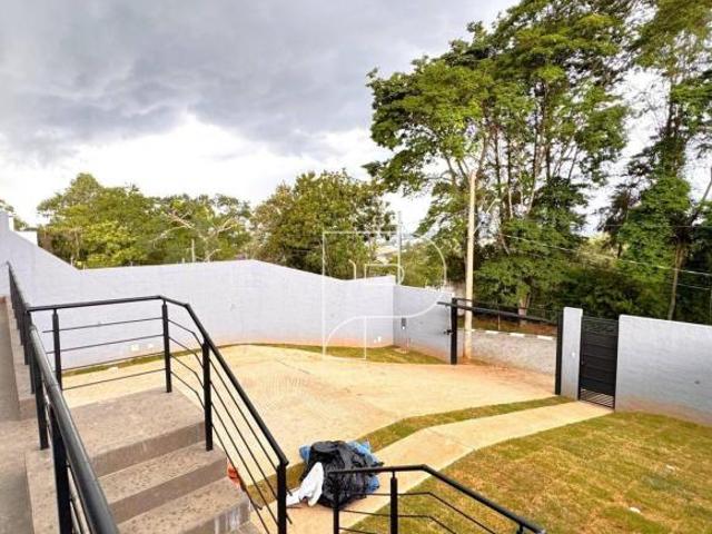 Casa à Venda no Condomínio Parque Rizzo II em Cotia/SP | 3 Quartos, Suíte, Quintal Amplo e Terreno d