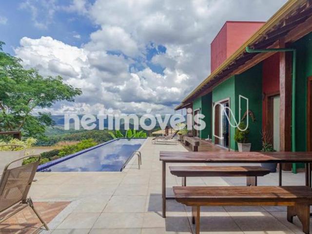 Casa à venda no Condomínio Pasárgada em Nova Lima!