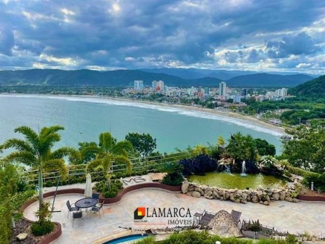 Casa a venda no Condominio Peninsula em Guaruja