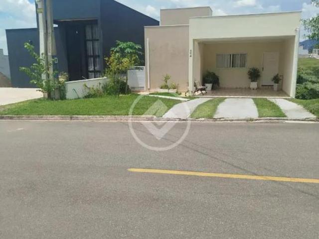Casa à Venda no condomínio Phytus
