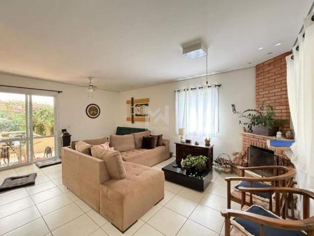 Casa à venda no Condomínio Picollo Villaggio em Louveira SP