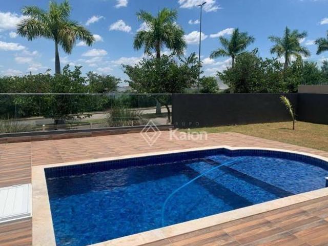 Casa à venda no Condomínio Portal dos Bandeirantes na cidade de Salto/SP