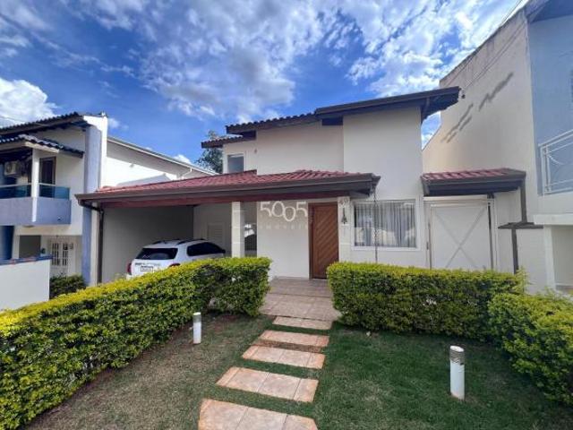 Casa à venda no Condomínio Portal de Itu II, com 181m², com 3 quartos e mezanino
