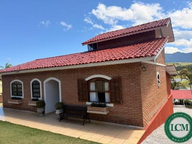 Casa à venda no Condomínio Porto Danalis