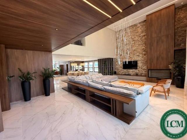 Casa à venda no Condomínio Porto Laranjeiras
