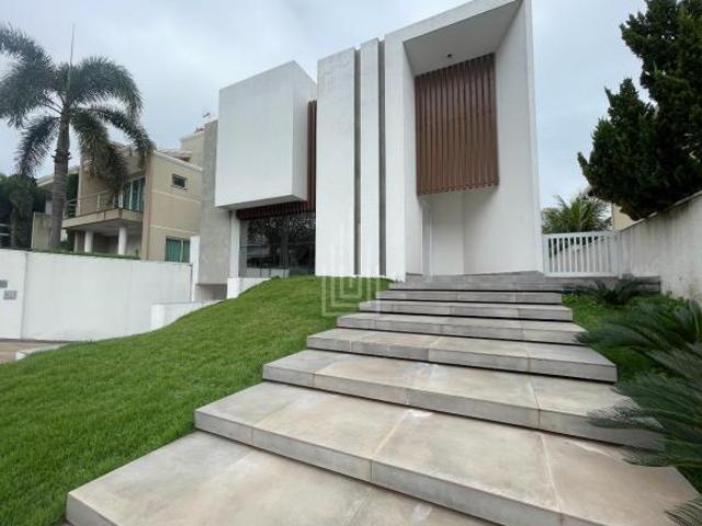 Casa à venda no Condomínio Porto Seguro