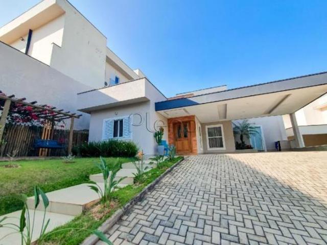 Casa à Venda no Condomínio Porto Seguro Village em Valinhos, no bairro Chácaras