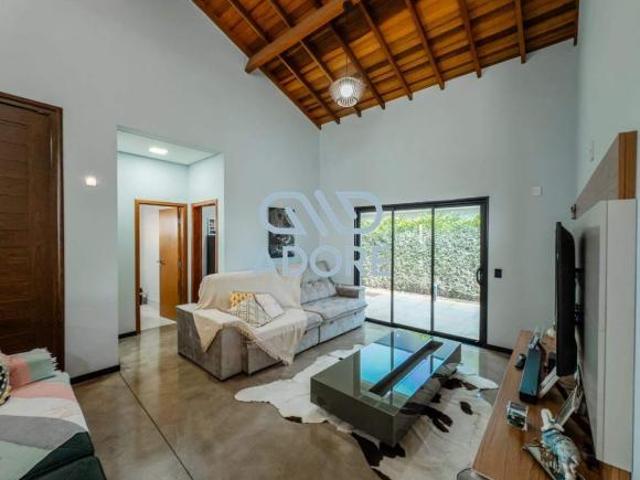 Casa à venda no Condomínio Primavera Salto/SP
