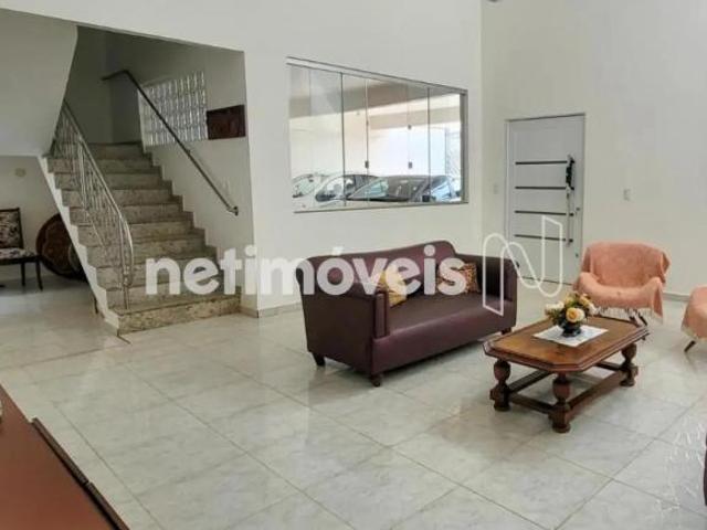 Casa à venda no Condomínio Quintas do Sol, com vagas de garagem