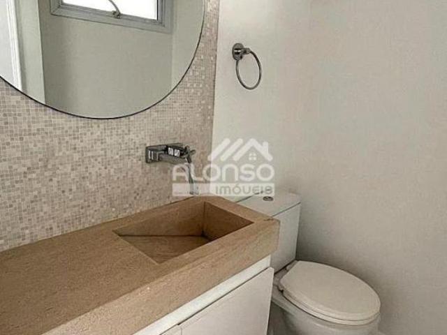 Casa a venda no Condomínio Raízes 4 suites, área gourmet, amplo quintal