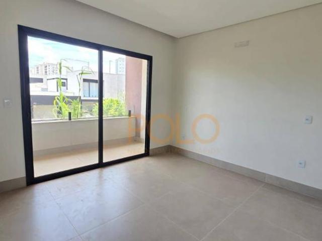 Casa à venda no Condomínio Raros em Uberlândia/MG